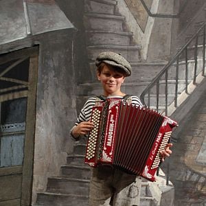 Maxence Perrin - AlloCiné