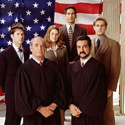 Photos et affiches de la série First Monday - AlloCiné