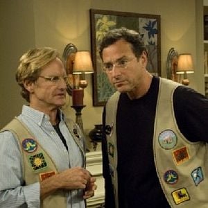 Surviving Suburbia - Série TV 2009 - AlloCiné