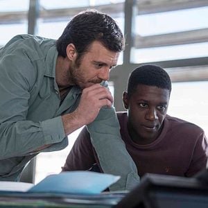 Noces Rouges - Série TV 2018 - AlloCiné