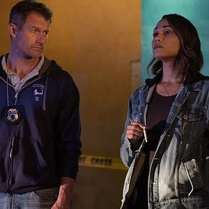 Hightown - Série TV 2020 - AlloCiné