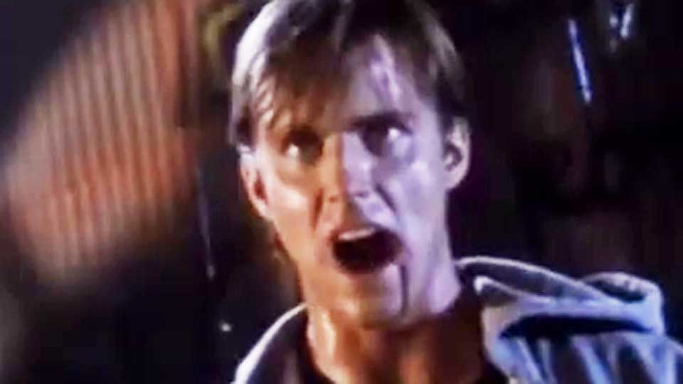 Trailer du film Mutronics - Mutronics Bande-annonce VO - AlloCiné