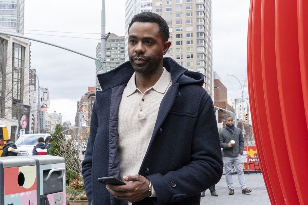 Photo de Brandon Scott - The Girls on the Bus : Photo Brandon Scott ...