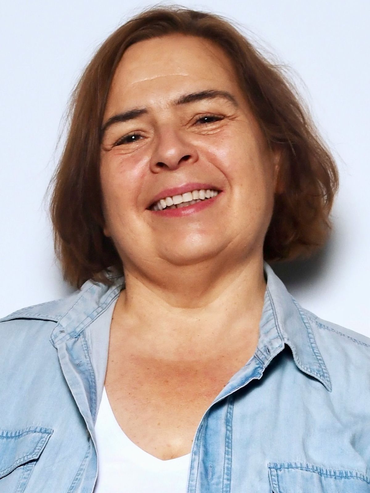 Isabelle Anciaux : Sa biographie - AlloCiné