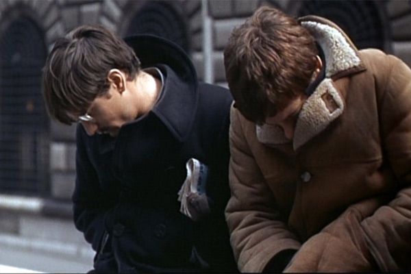 Photo du film Greetings - Photo 8 sur 24 - AlloCiné