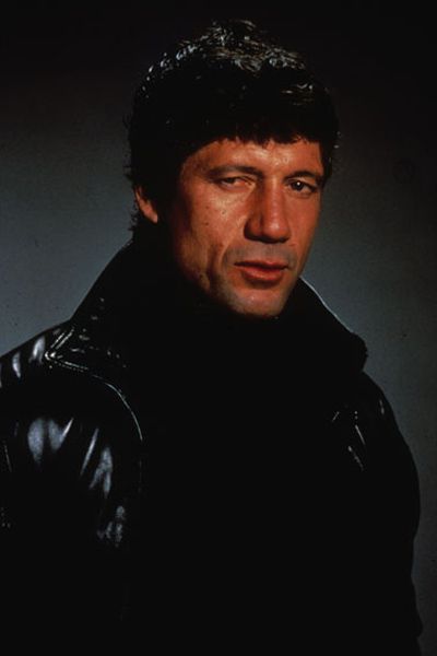 Photo de Fred Ward - Remo sans arme et dangereux : Photo Fred Ward ...