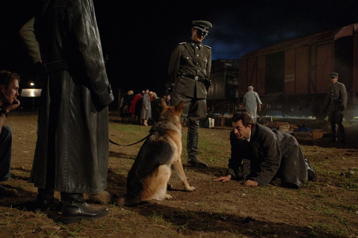 Photo du film Adam Resurrected - Photo 6 sur 17 - AlloCiné