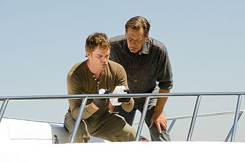 Dexter : Photo James Remar, Michael C. Hall - 289 sur 521 - AlloCiné