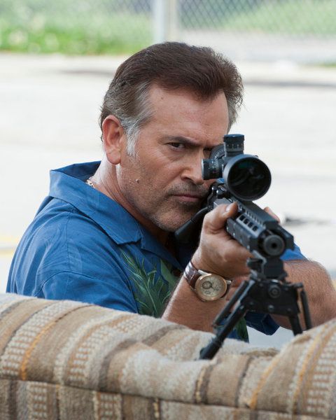 Burn Notice : Burn Notice : Photo Bruce Campbell - 139 sur 298 - AlloCiné