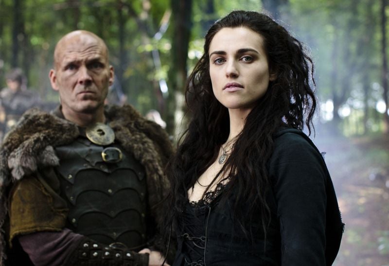 Merlin : Merlin : Photo Katie McGrath, Barry Aird - 26 sur 155 - AlloCiné