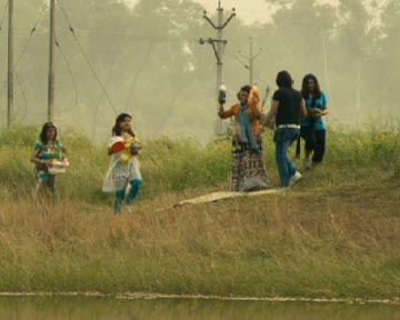 Extrait du film Chatrak - Chatrak Extrait vidéo (2) VO - AlloCiné