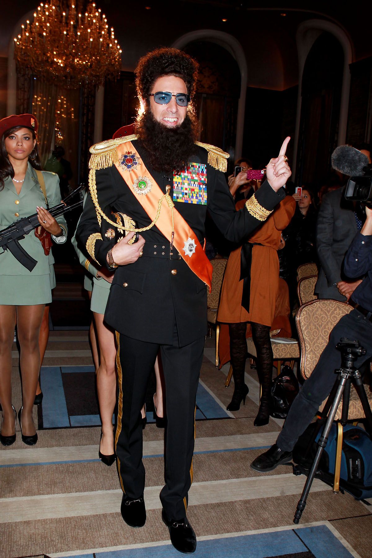 Photo du film The Dictator - Photo 25 sur 38 - AlloCiné