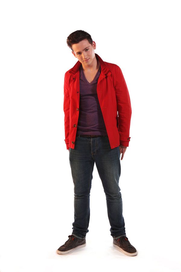 Sorciers VS Aliens : Photo Scott Haran - 68 sur 72 - AlloCiné