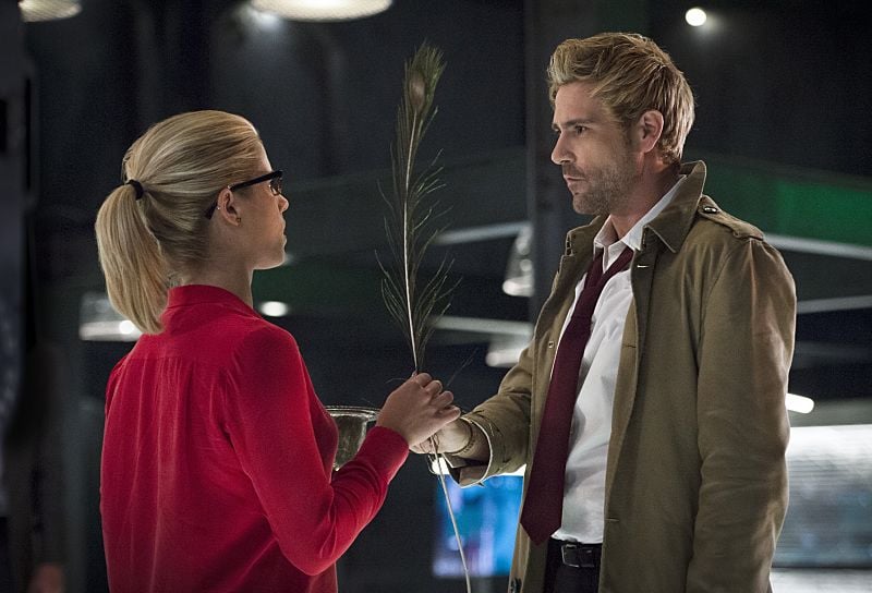 Arrow rencontre Constantine en images - AlloCiné