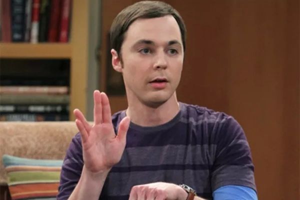 12. Sheldon est super-polyglotte. : The Big Bang Theory : 15 choses ...