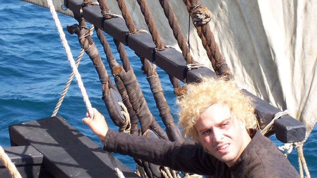 De Braquo à Dix pour cent : qui est Assaad Bouab, le nouveau patron de l'agence ASK ? - AlloCiné