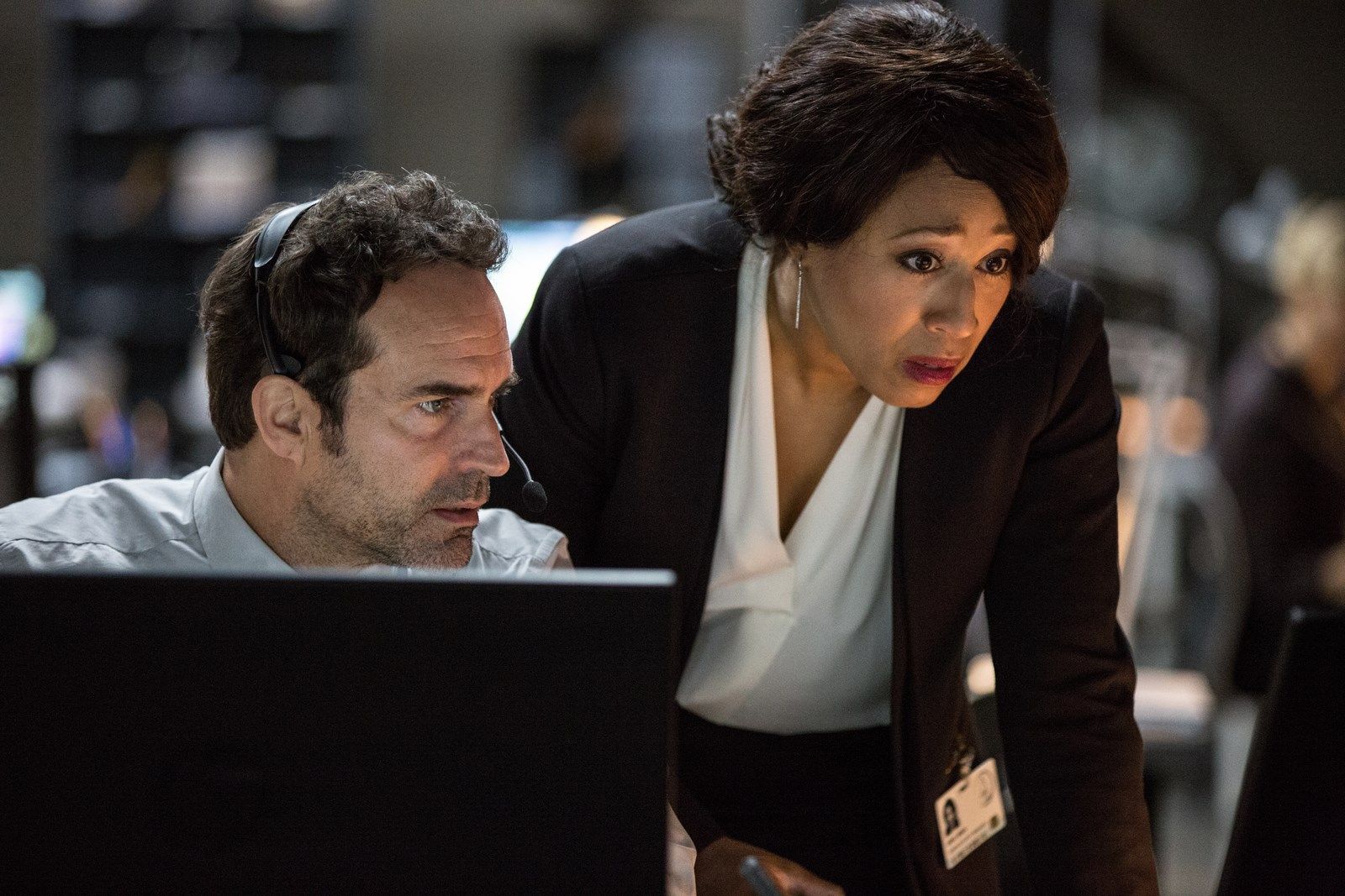 Photo de Brenda Crichlow - Home Invasion : Photo Jason Patric, Brenda ...