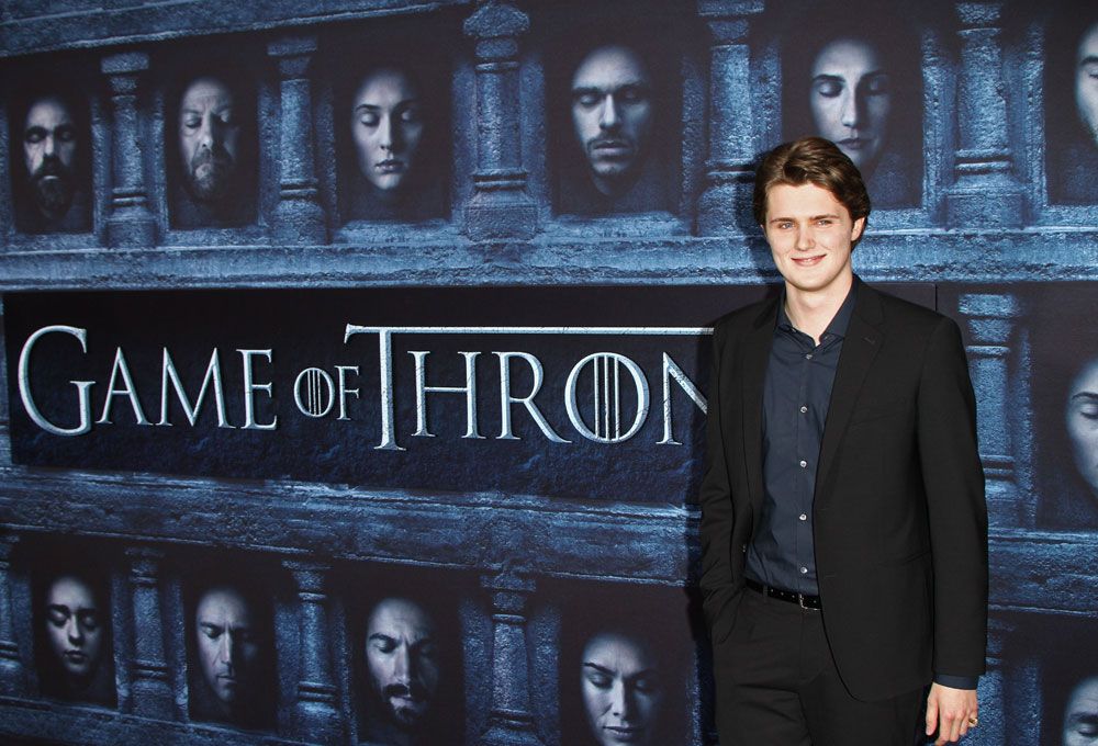 Photo de Eugene Simon - Photo promotionnelle Eugene Simon - Photo 3 sur ...