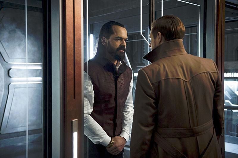 Photo de Casper Crump - DC's Legends of Tomorrow : Photo Casper Crump ...