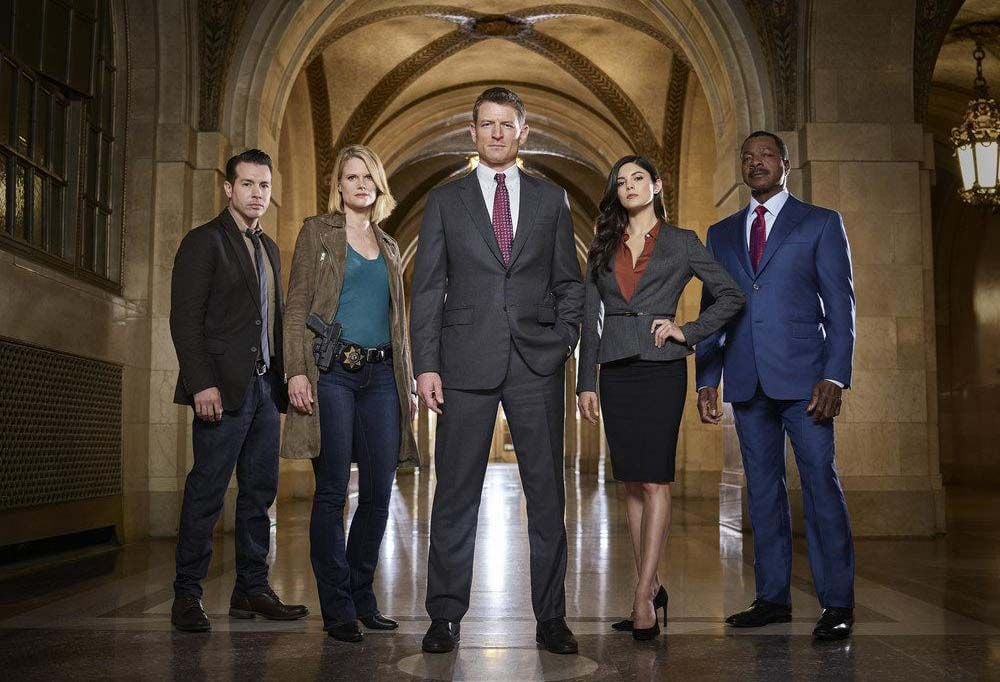 Photo de Monica Barbaro - Photo Jon Seda, Joelle Carter, Philip ...