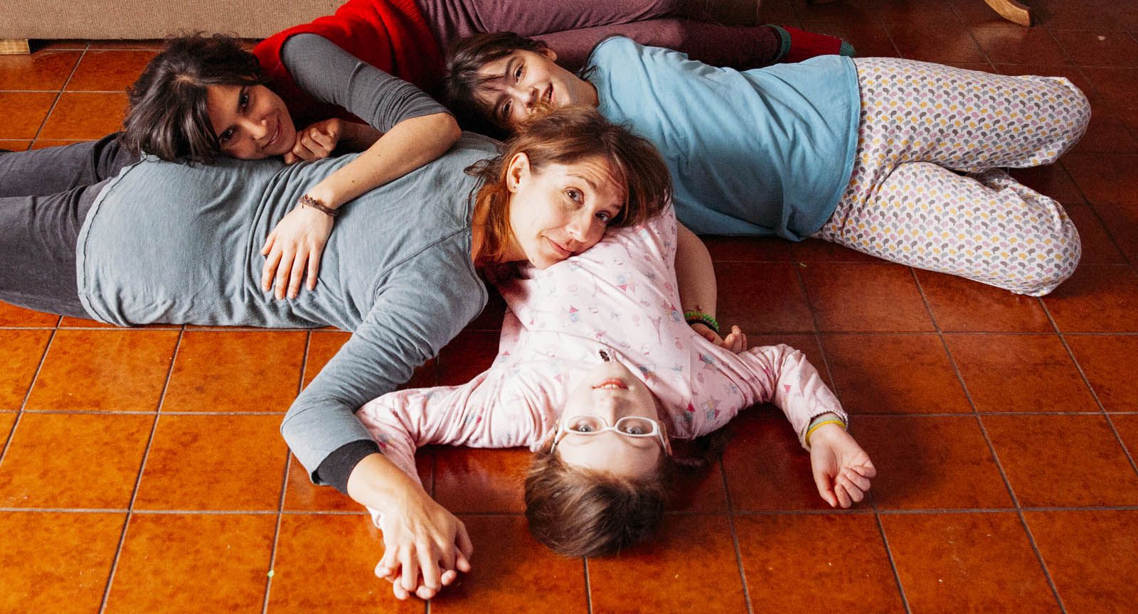 Photo du film Rara﻿ - Photo 4 sur 8 - AlloCiné