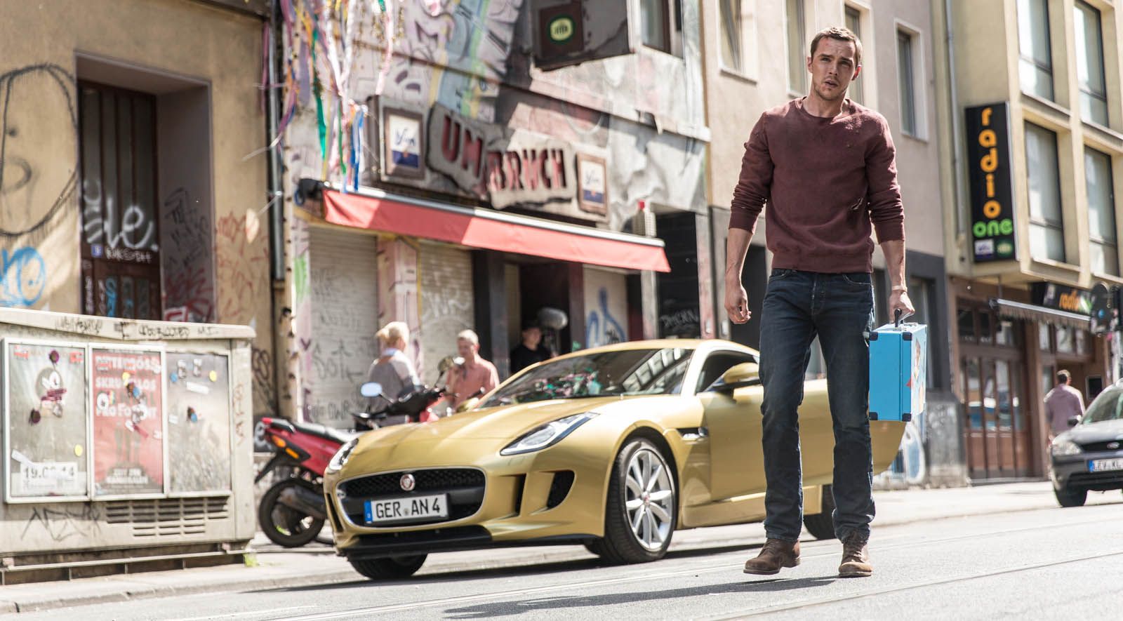 Photo de Nicholas Hoult - No Way Out : Photo Nicholas Hoult - Photo 60 ...