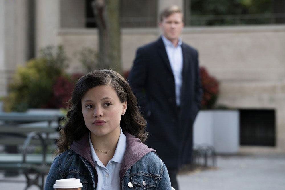 Photo de Sarah Jeffery - Shades of Blue : une flic entre deux feux ...