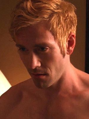 Photo de Devon Graye - Affiche Devon Graye - Photo 2 sur 14 - AlloCiné