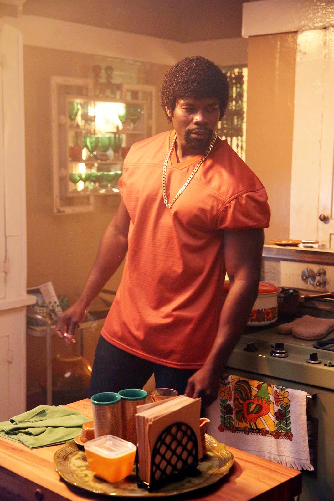 Snowfall : Snowfall : Photo Amin Joseph - 111 sur 117 - AlloCiné