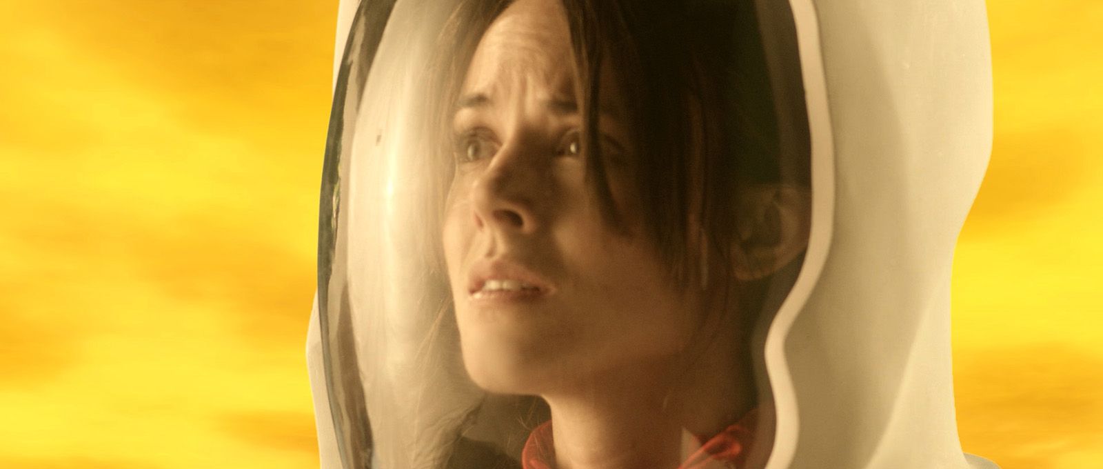 Photo de Sarah Butler - Photo Sarah Butler - Photo 2 sur 23 - AlloCiné