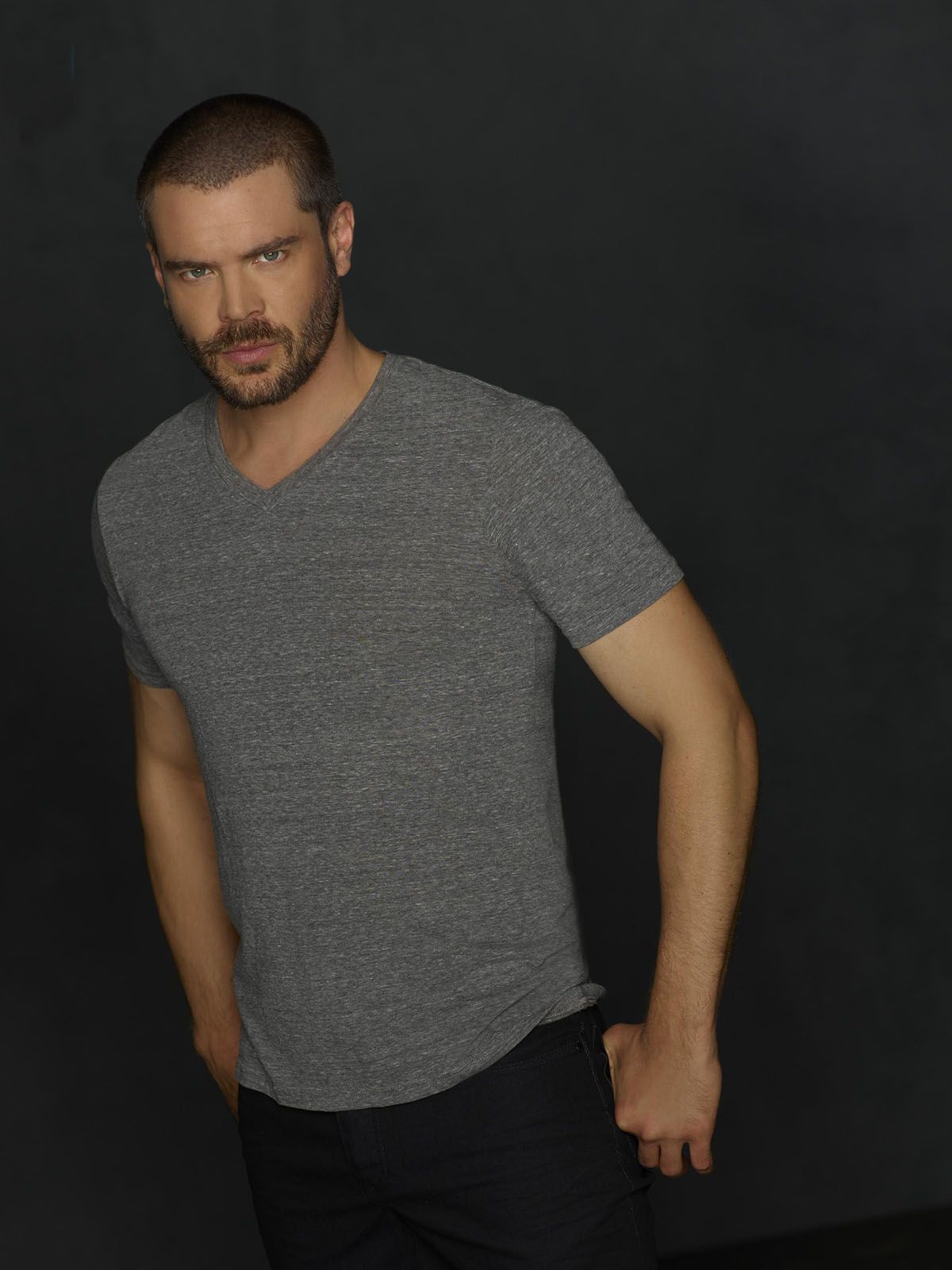 Photo de Charlie Weber - Photo Charlie Weber - Photo 17 sur 70 - AlloCiné