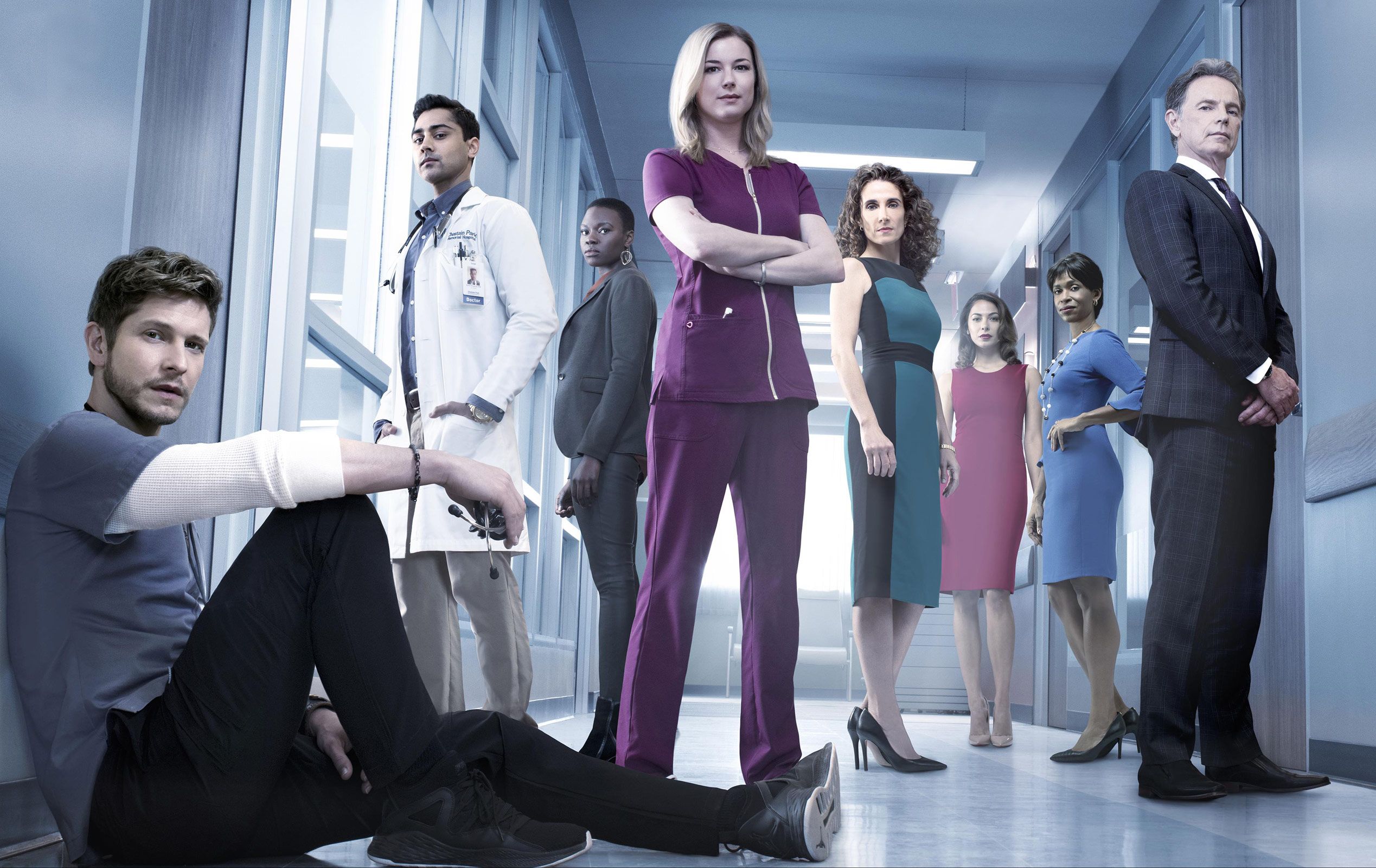 The Resident : Photo Emily VanCamp, Merrin Dungey, Bruce Greenwood ...