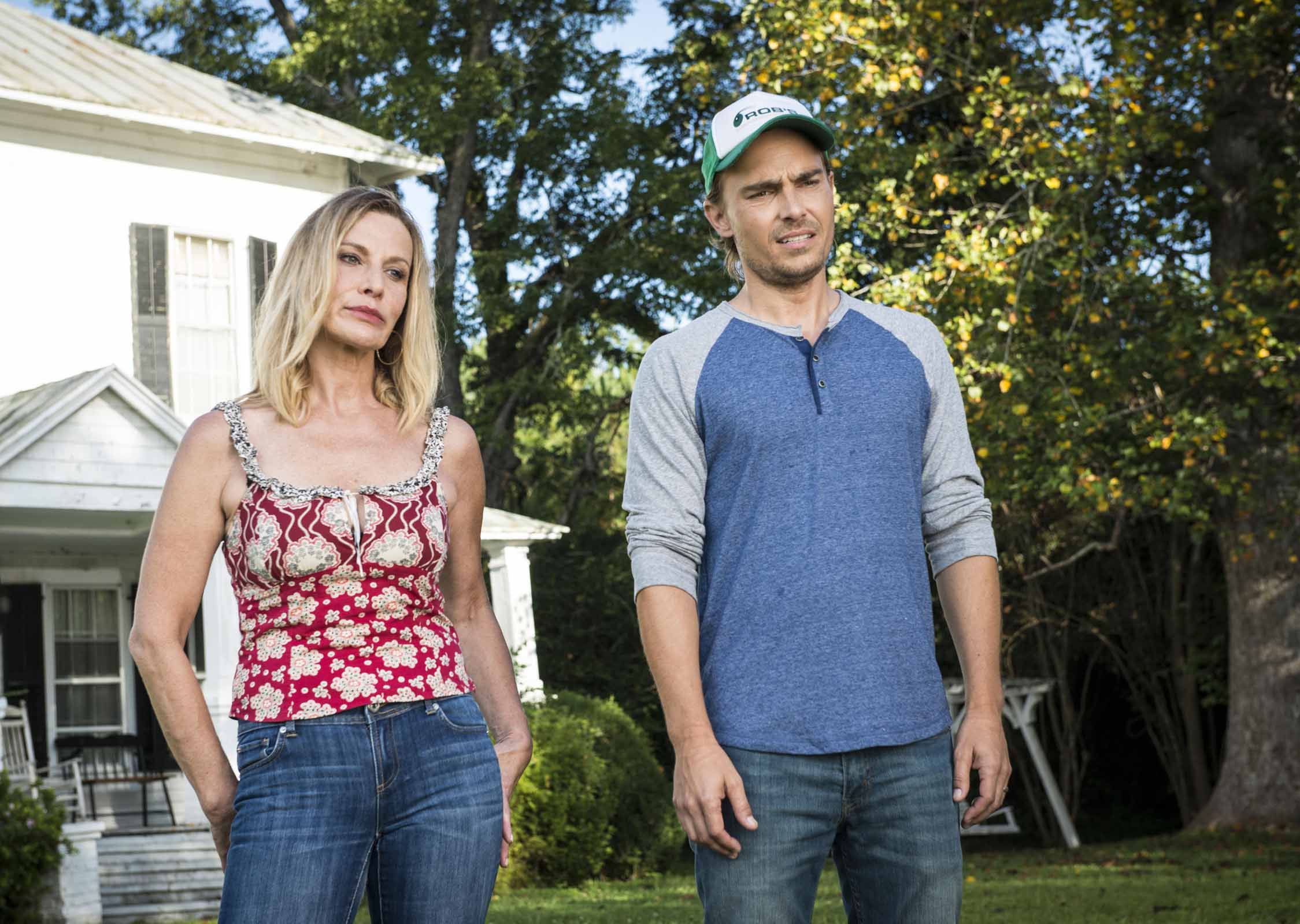 Photo de Lusia Strus - Good Behavior (2016) : Photo Lusia Strus, Joey ...