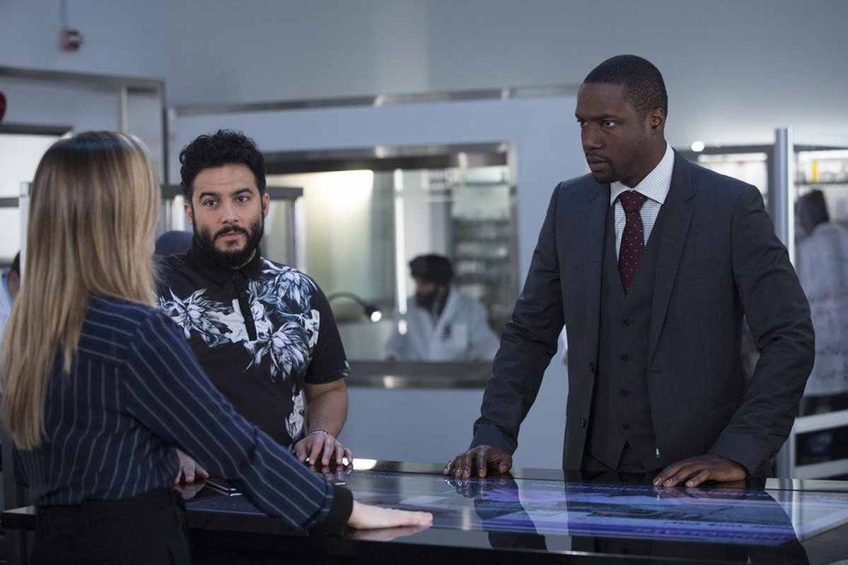 Photo de Ennis Esmer - Blindspot : Photo Ennis Esmer, Rob Brown - Photo ...