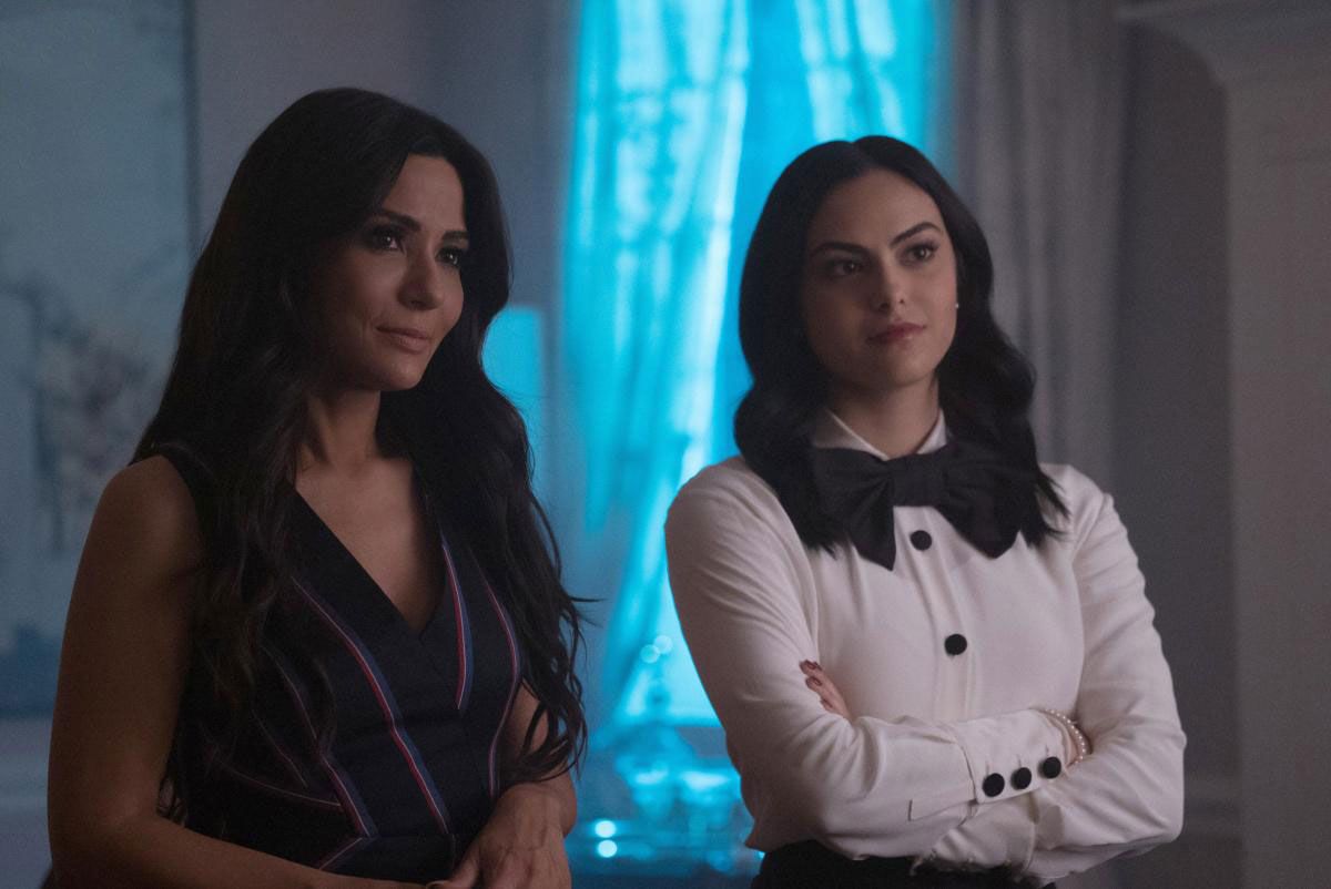 Riverdale : Riverdale : Photo Camila Mendes, Marisol Nichols - 323 sur ...