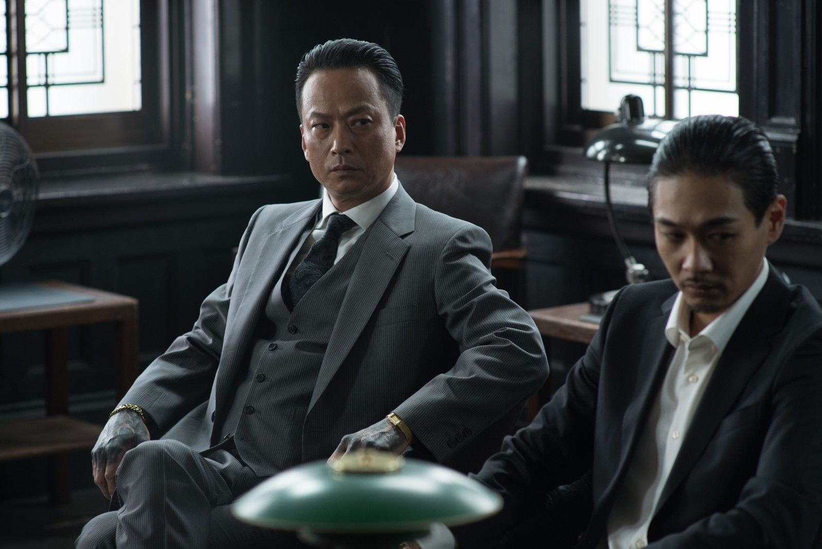 Photo du film The Outsider - Photo 6 sur 10 - AlloCiné