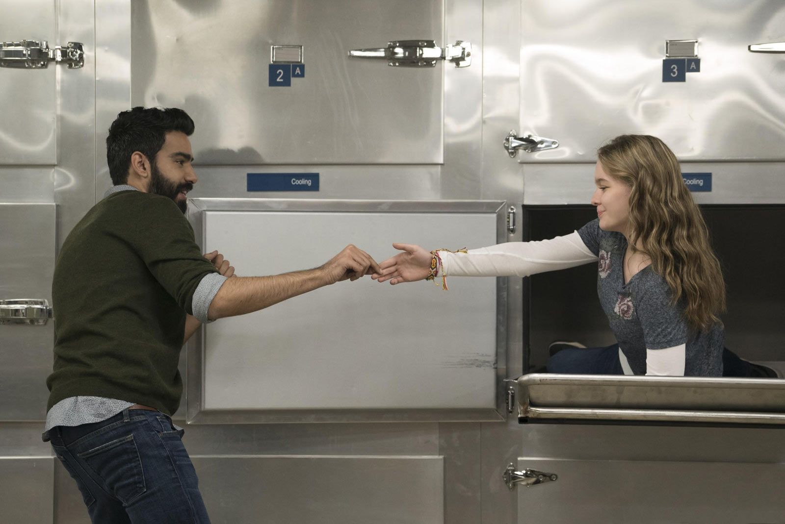 Photo de Izabela Vidovic - iZombie : Photo Izabela Vidovic, Rahul Kohli - Photo 3 sur 25 - AlloCiné