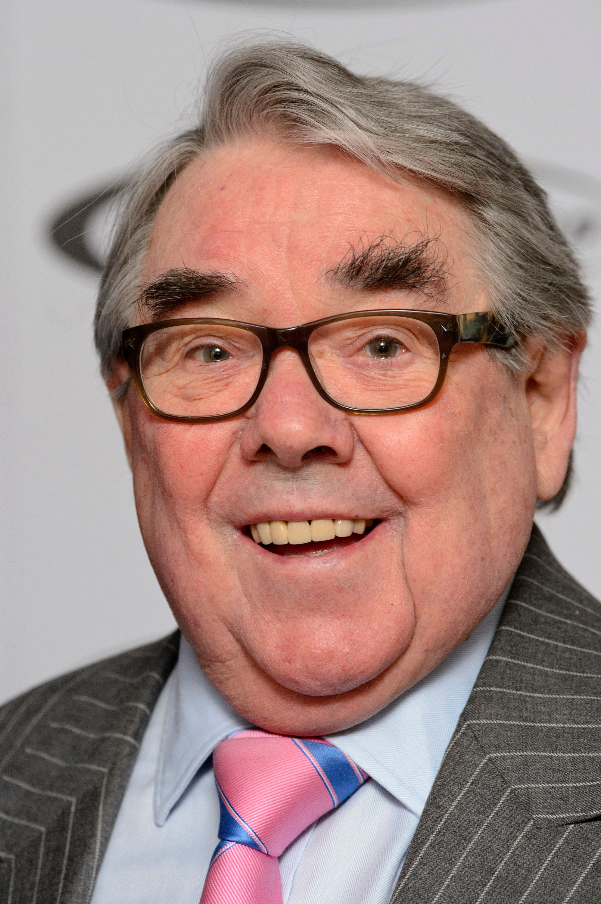 Ronnie Corbett - AlloCiné