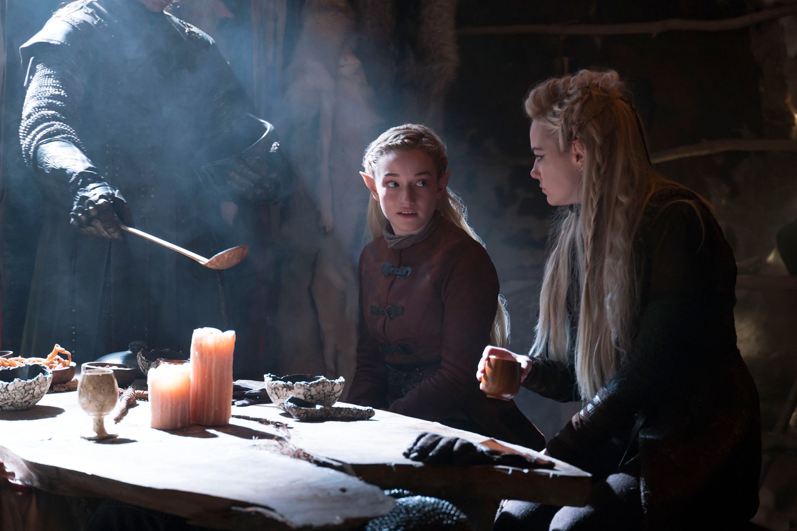 Photo de Emma Stone - Maniac (2018) : Photo Julia Garner, Emma Stone ...