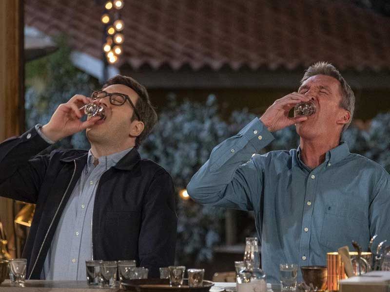 Abby's : Abby's : Photo Neil Flynn, Nelson Franklin - 3 sur 19 - AlloCiné