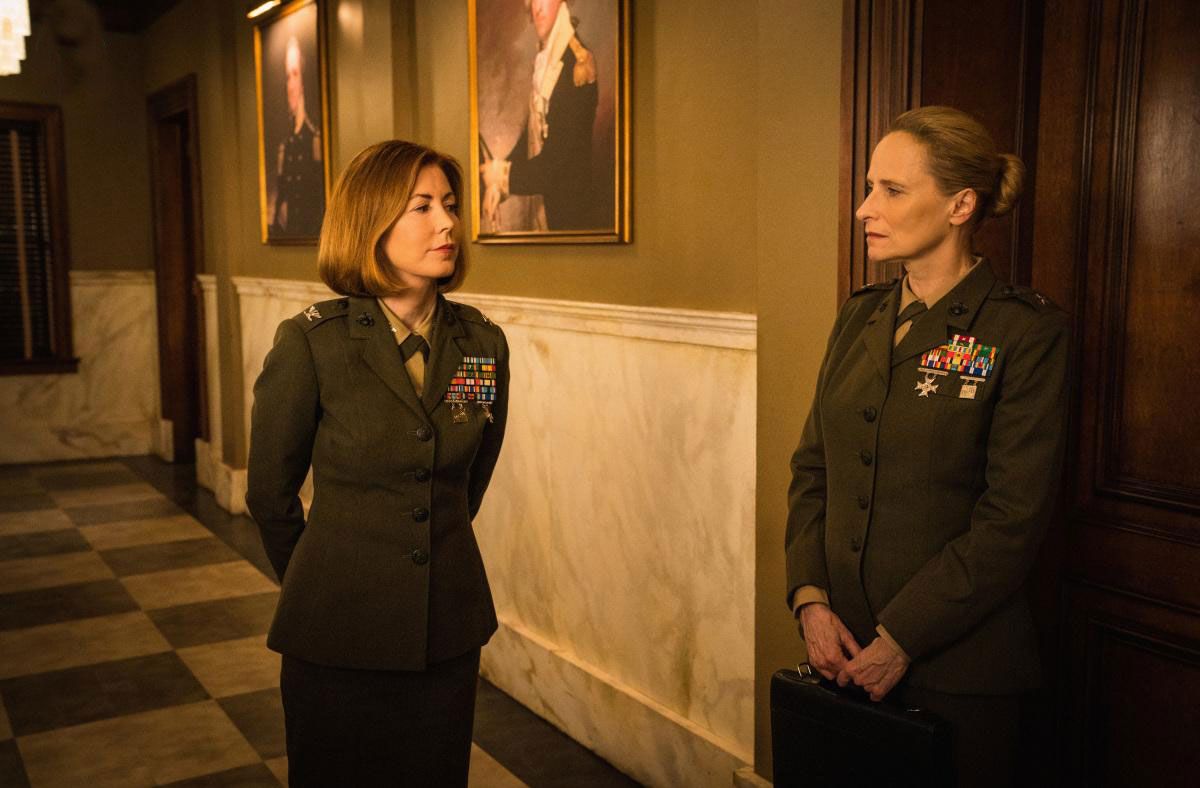 Photo de Dana Delany - The Code (2019) : Photo Laila Robins, Dana Delany - Photo 5 sur 122 ...