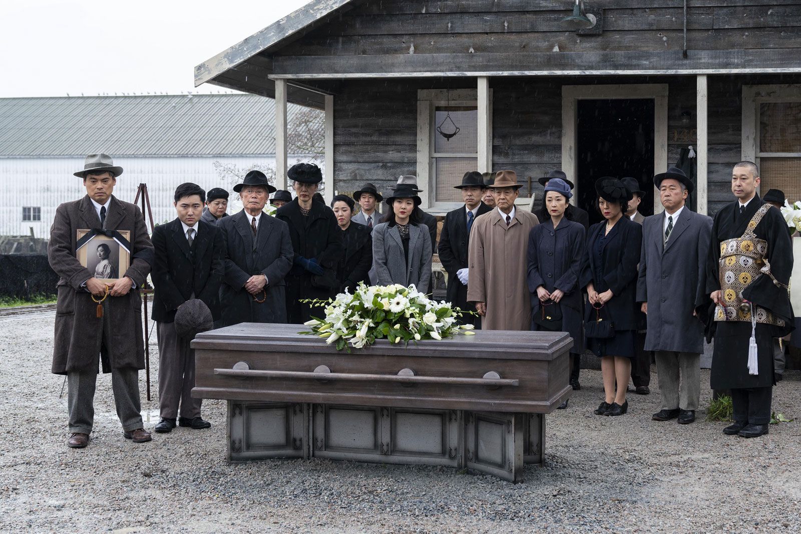 The Terror : Photo James Saito, Hira Ambrosino, Naoko Mori, Miki ...