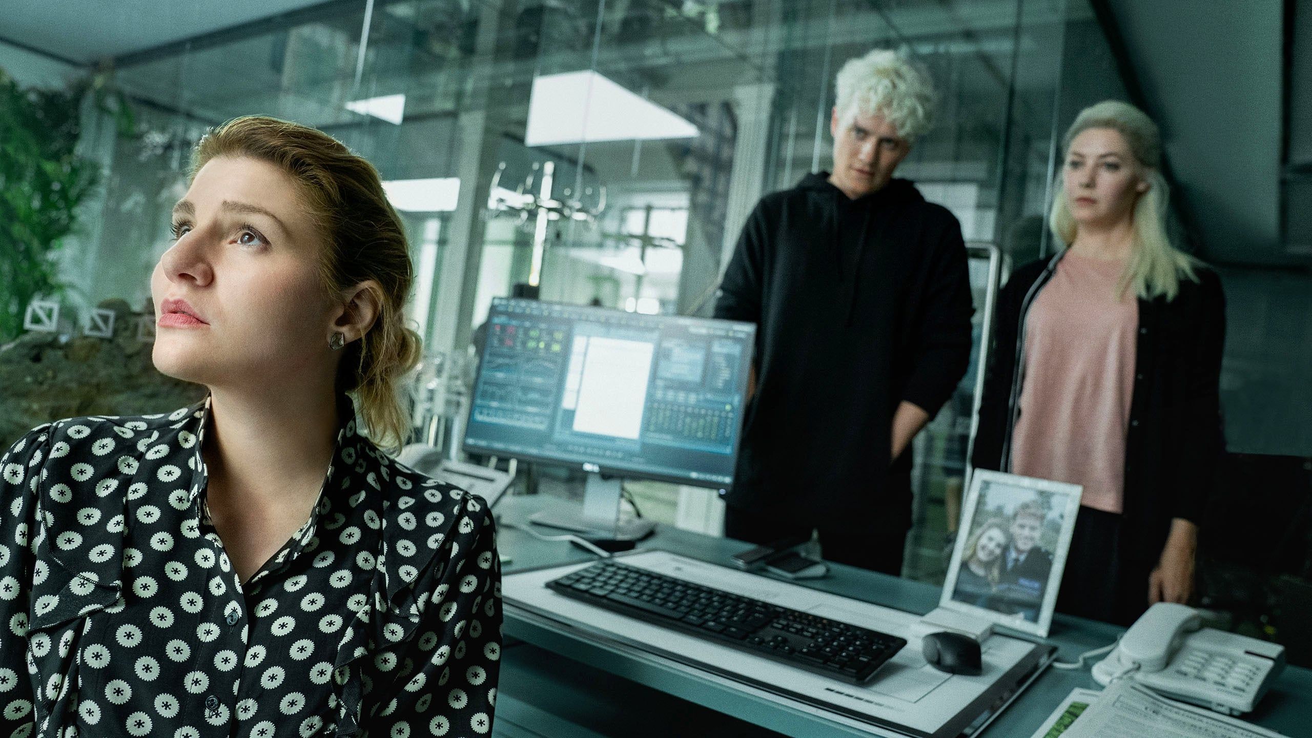 Poster The Rook saison 1 - Affiche 3 sur 30 - AlloCiné