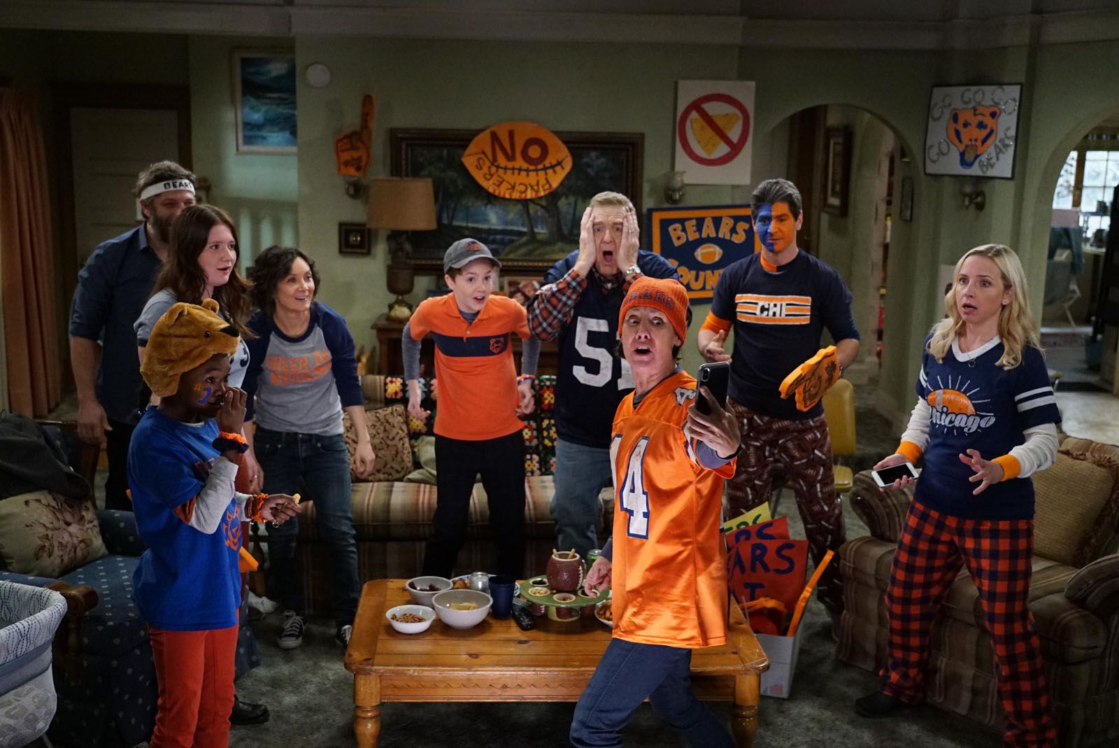 The Conners : The Conners : Photo Sara Gilbert, Lecy Goranson, Michael ...