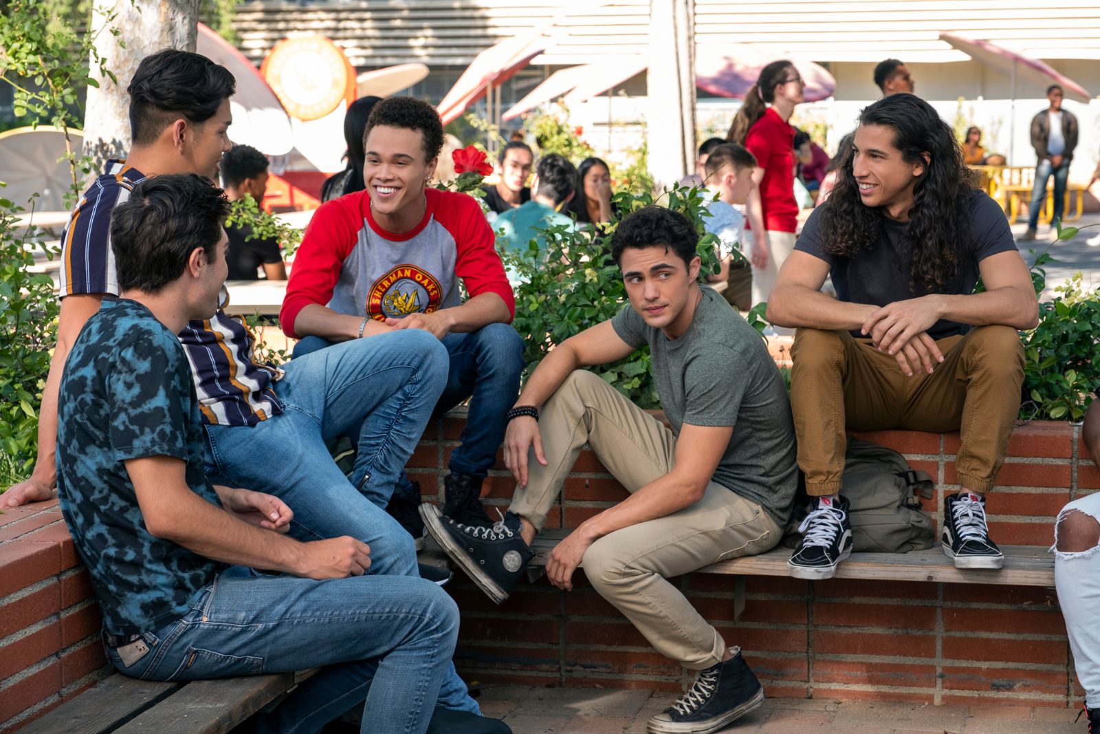 Photo de Benjamin Norris - Photo Benjamin Norris, Darren Barnet, Dana ...