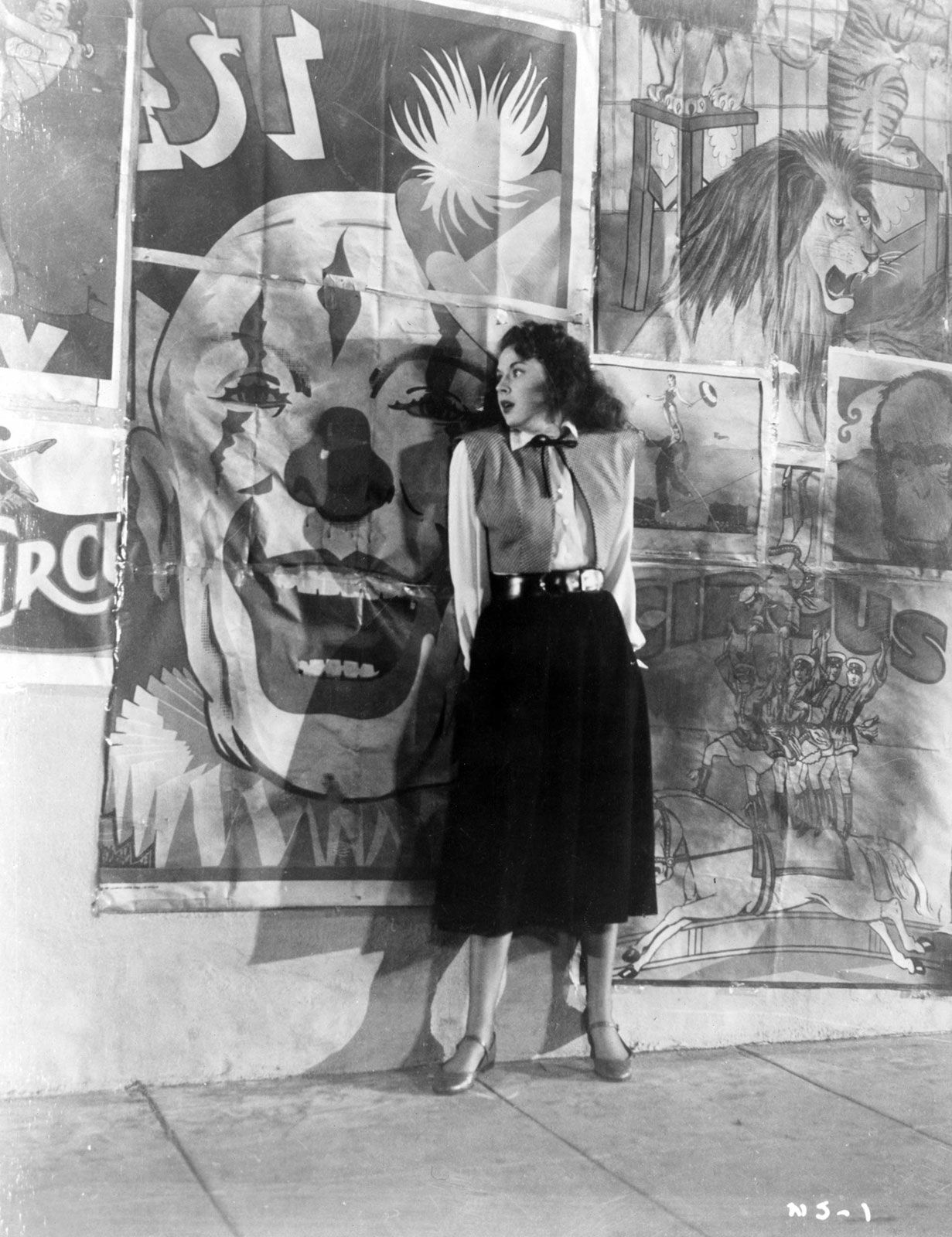 Photo de Mala Powers - Outrage : Photo Mala Powers - Photo 0 sur 6 ...