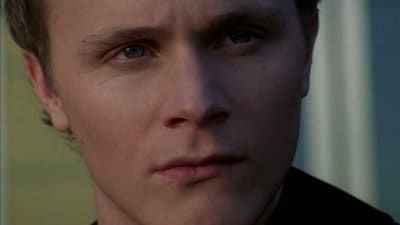 Poster Alias saison 1 - Affiche 92 sur 112 - AlloCiné