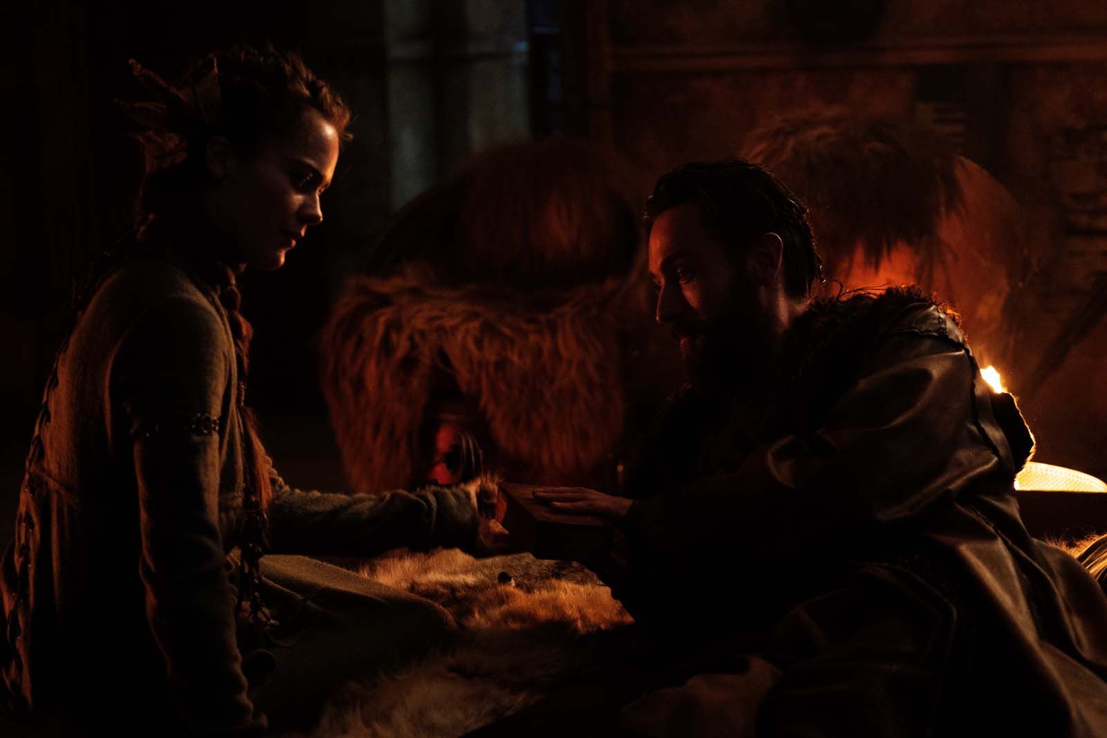 See : Photo Tom Mison, Hera Hilmar - 33 sur 65 - AlloCiné