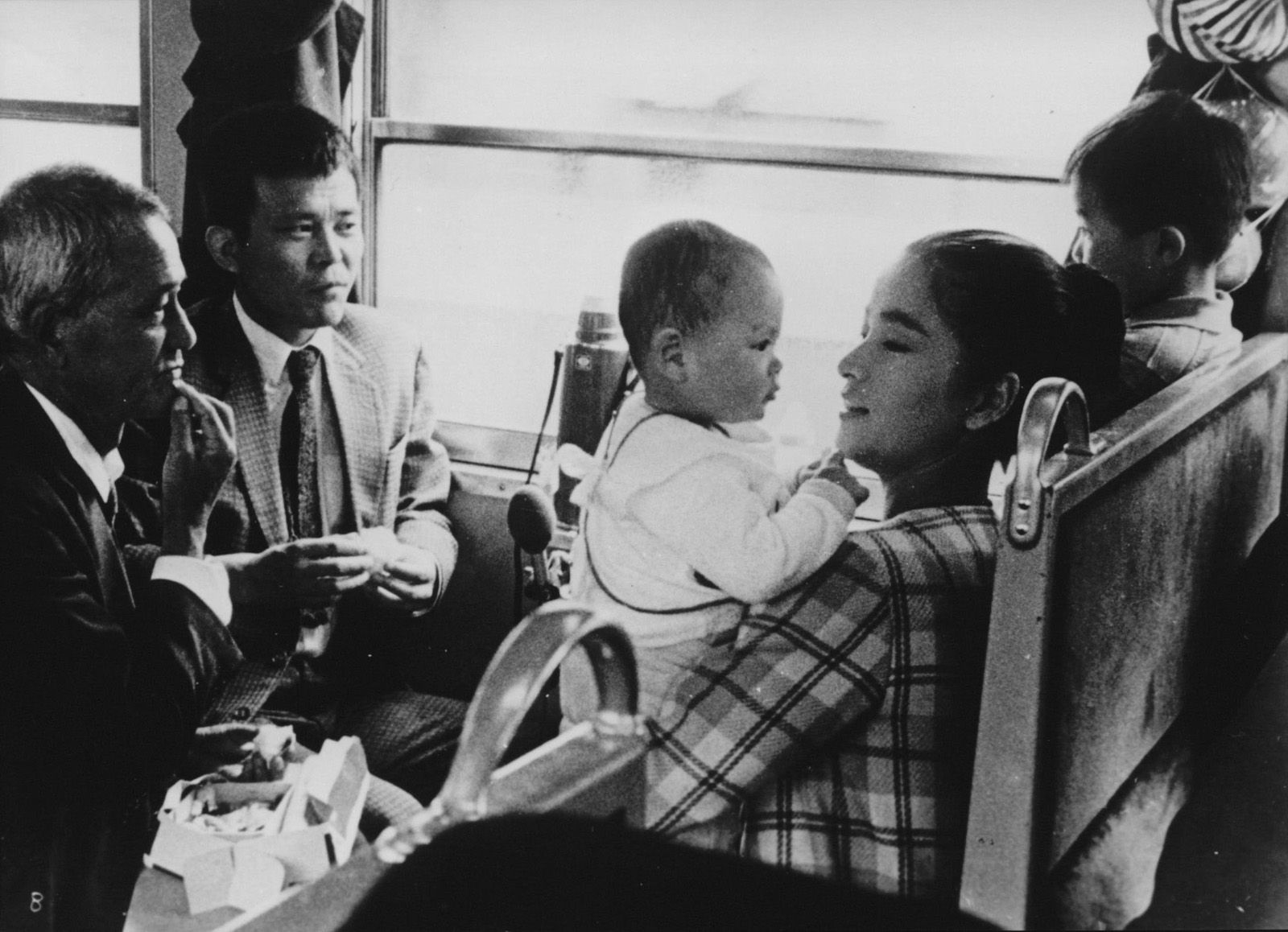 Photo du film Where Spring Comes Late - Photo 6 sur 9 - AlloCiné