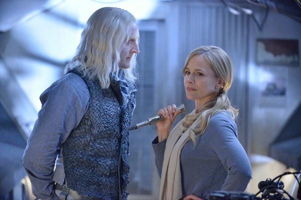 Defiance : Defiance : Photo Tony Curran, Julie Benz - 165 sur 219 ...